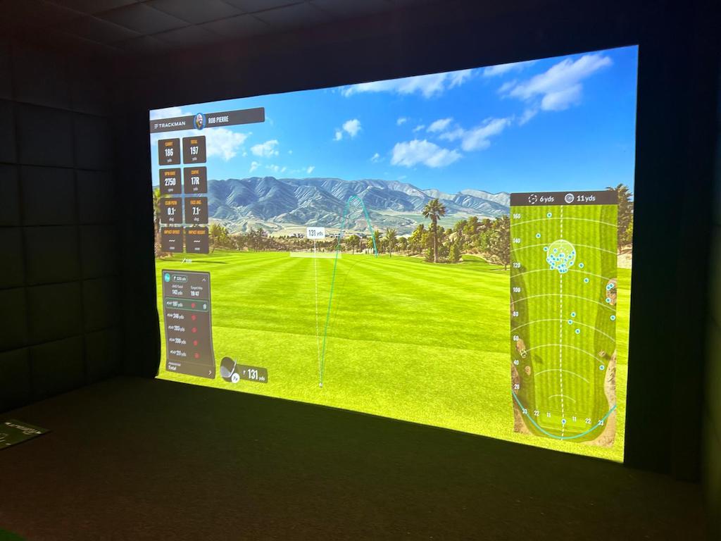 Clarity Golf HD Screen – Urban Golf at Home